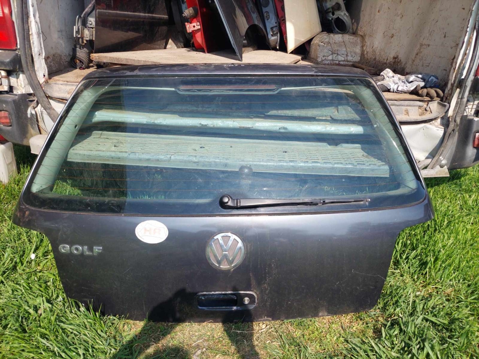 gepek vrata vw golf 4