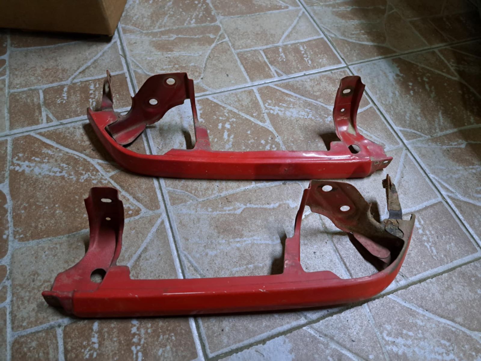 lajsne ispod farova kia pride 2000g.