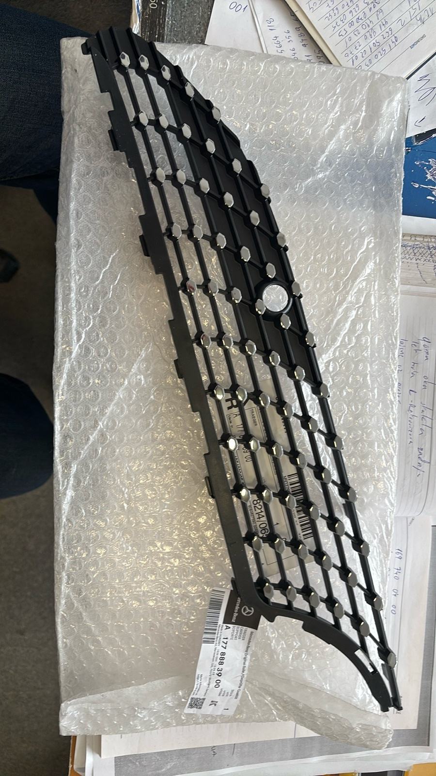 Maska mercedes A1778883900