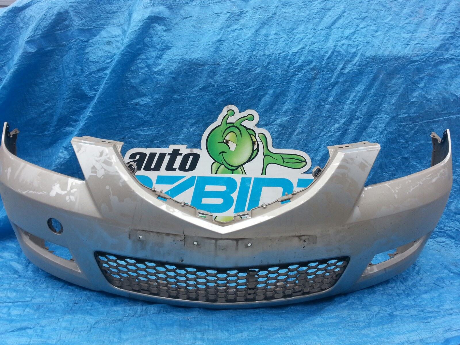 Mazda 3 BK Sedan Prednji Branik