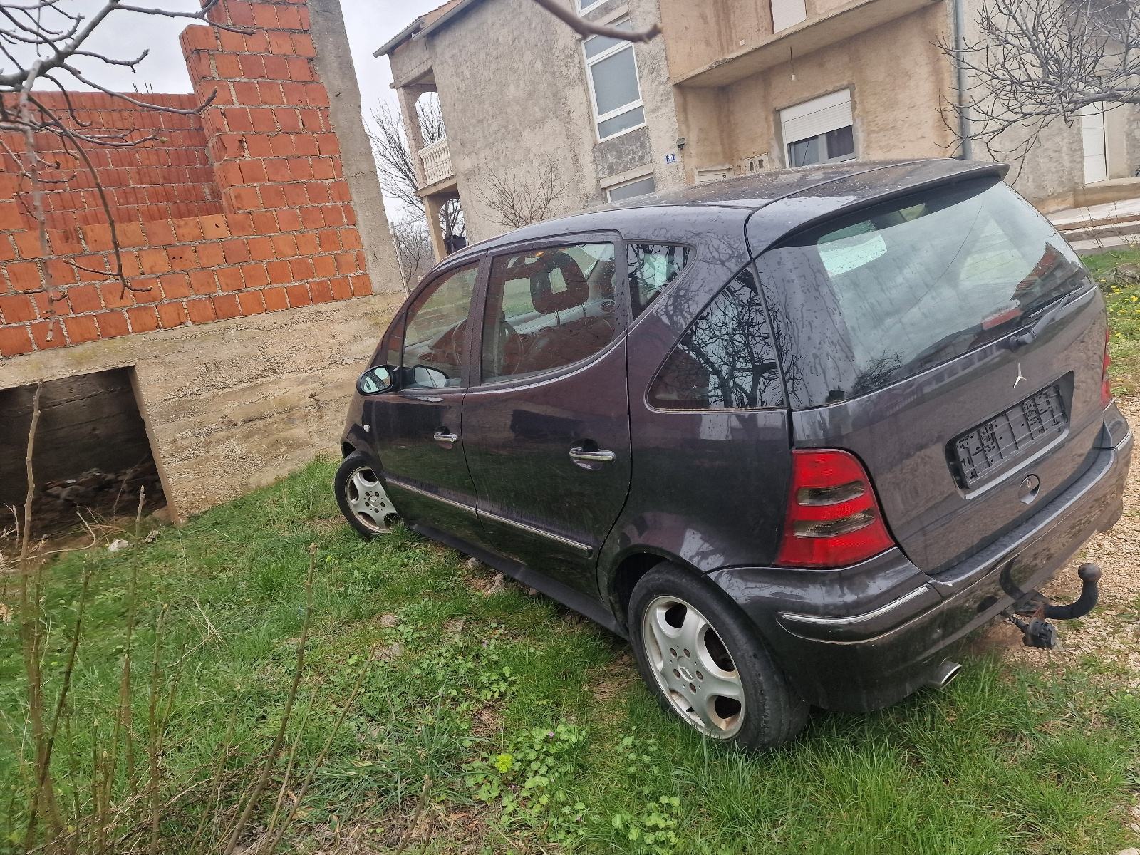 Mercedes A160 Dijelovi Limarije