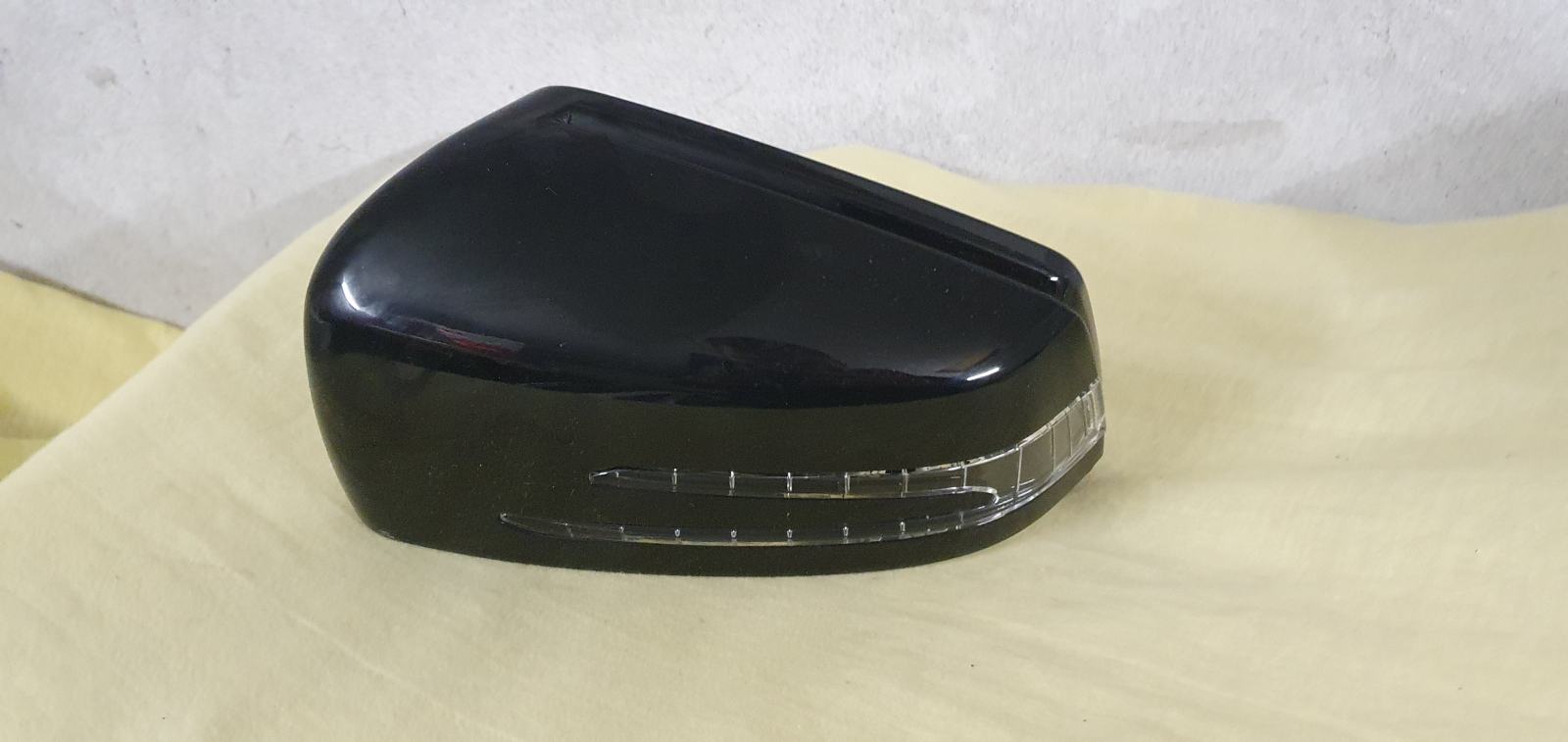 ***MERCEDES-BENZ***KAPA RETROVIZORA SA ŽMIGAVCEM A2129067201*****