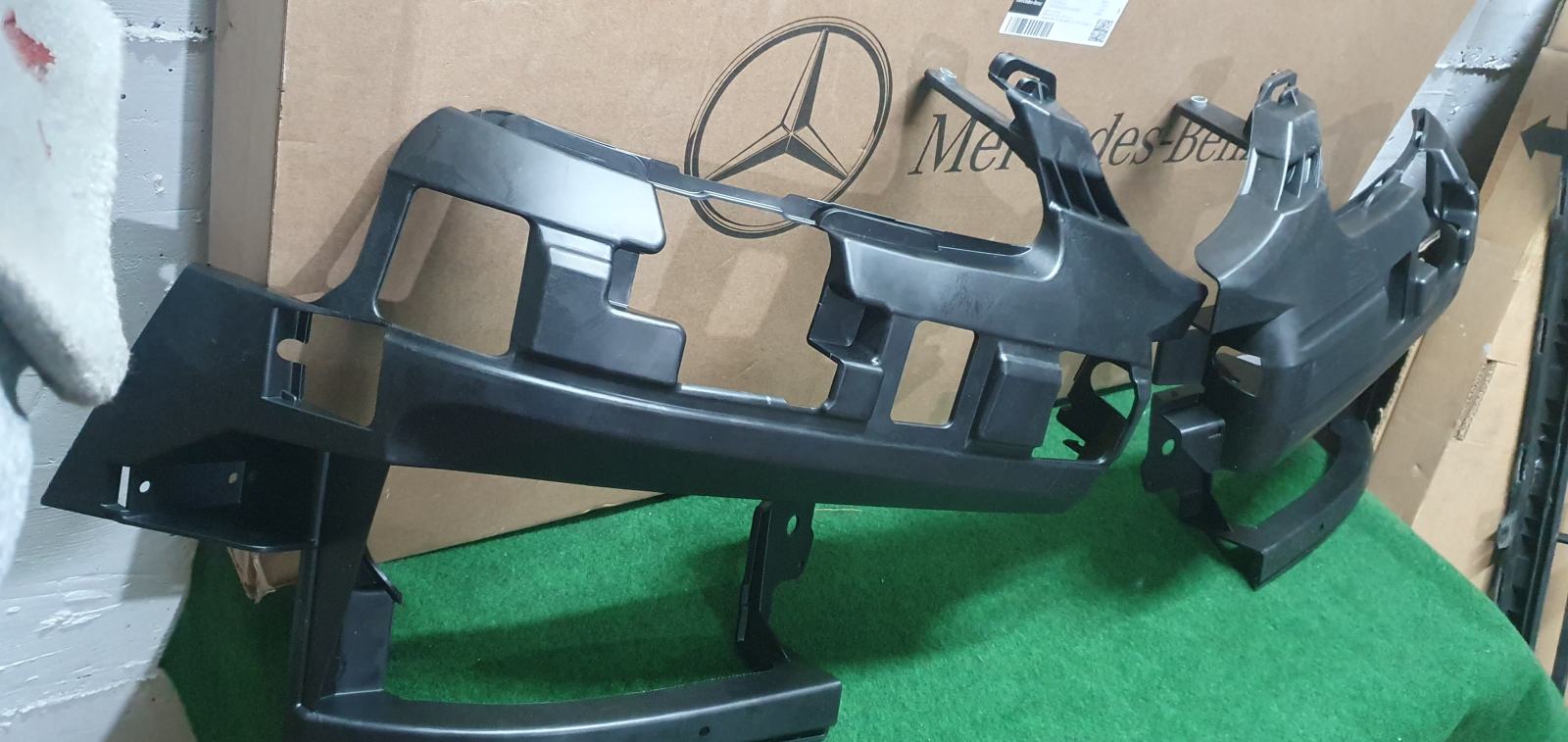 ***MERCEDES-BENZ***NOSACI BRANIKA SLK AMG W171***