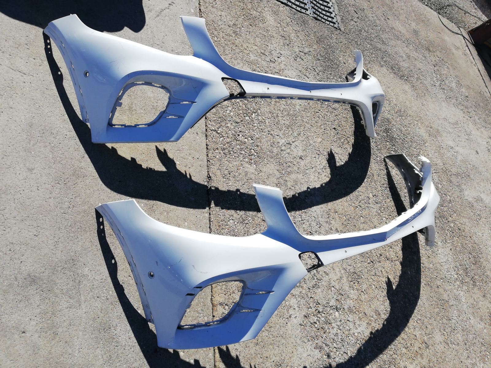 Mercedes GLC a2538853000 prednji branik prodajem