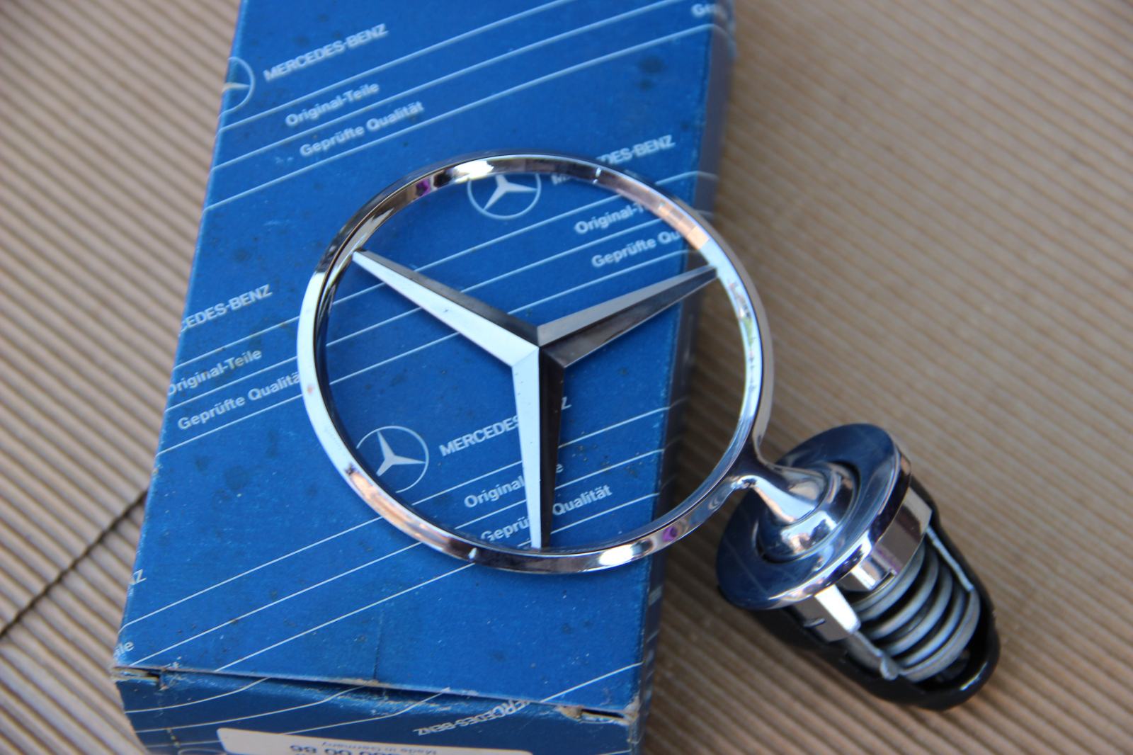 Mercedes znak - original pakiranje