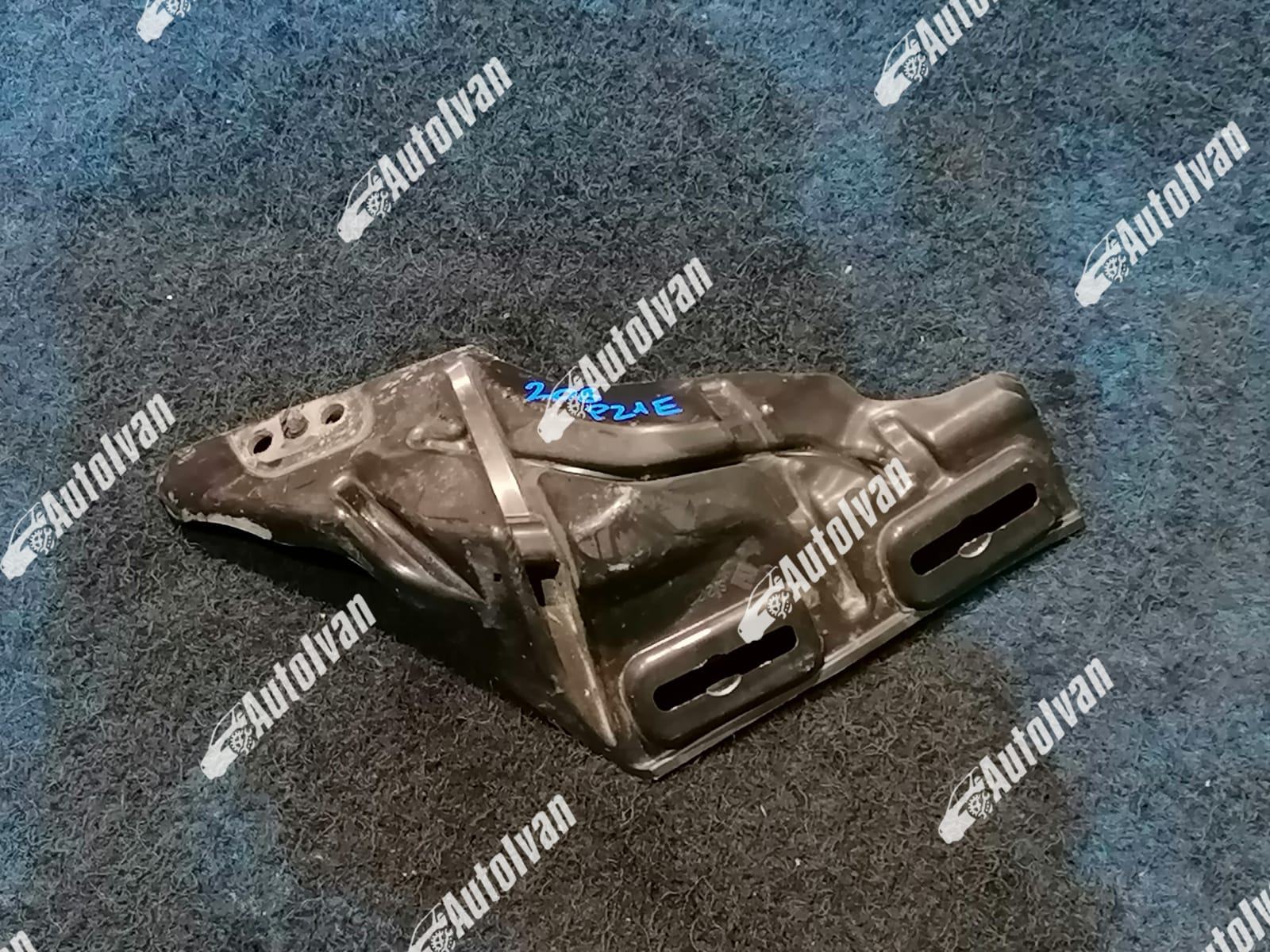 NOSAČ BLATOBRANA PEUGEOT 208 P21E 9823212980