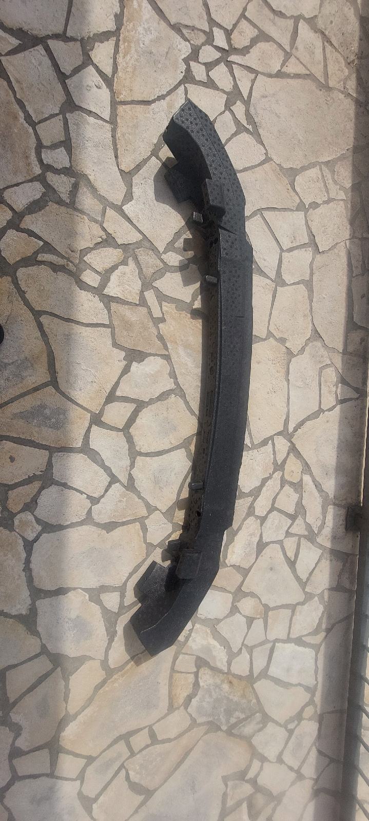 prednji branik odbojnik Renault Duster 1.3 tce 2019 620903972R