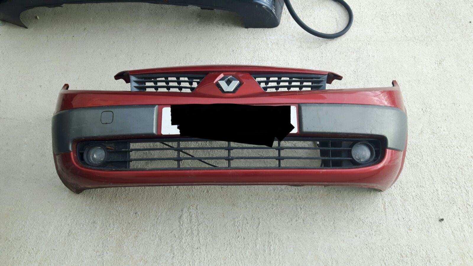 Prednji branik za Renault Megane 2003.-2008.g