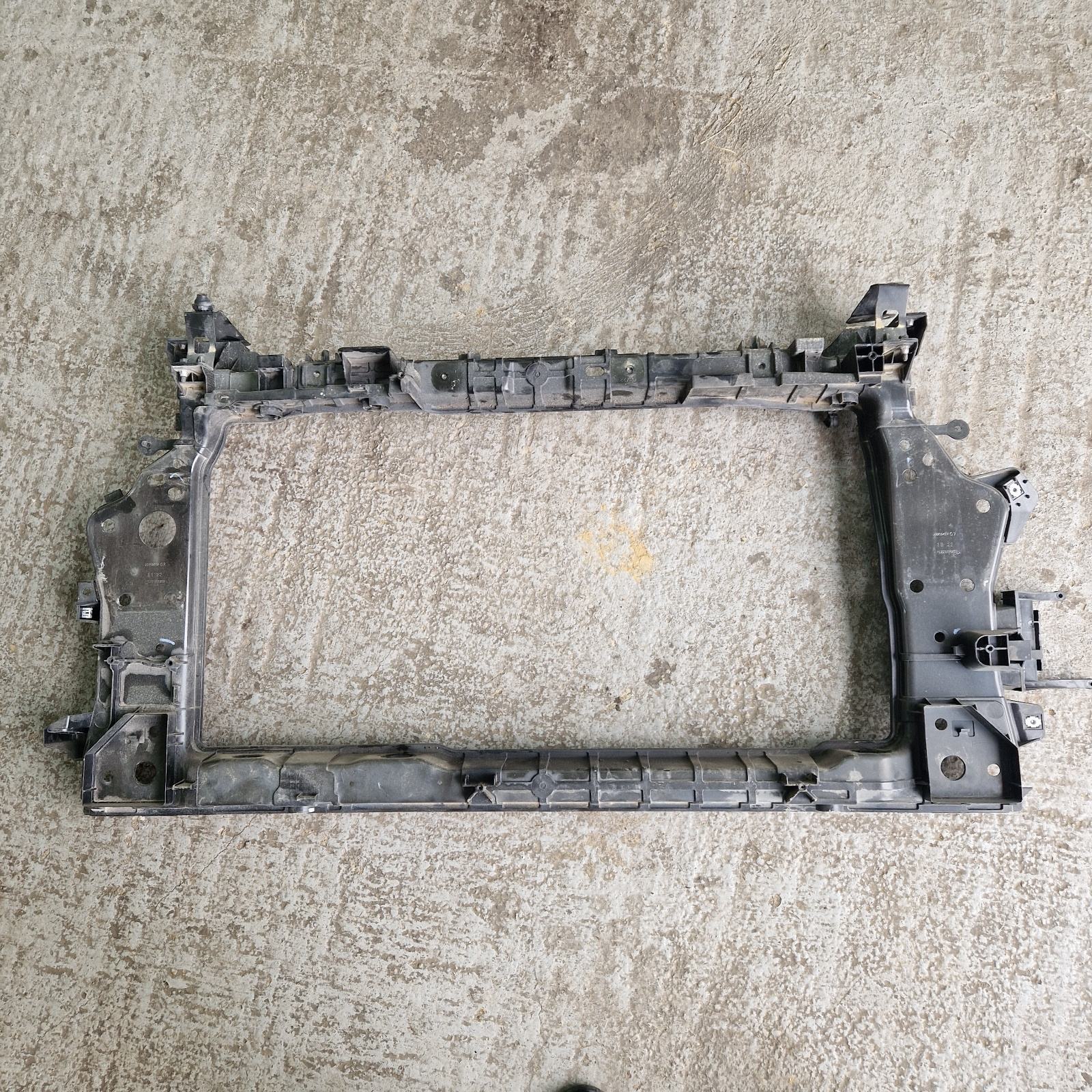 Renault captur 2023 vezni lim