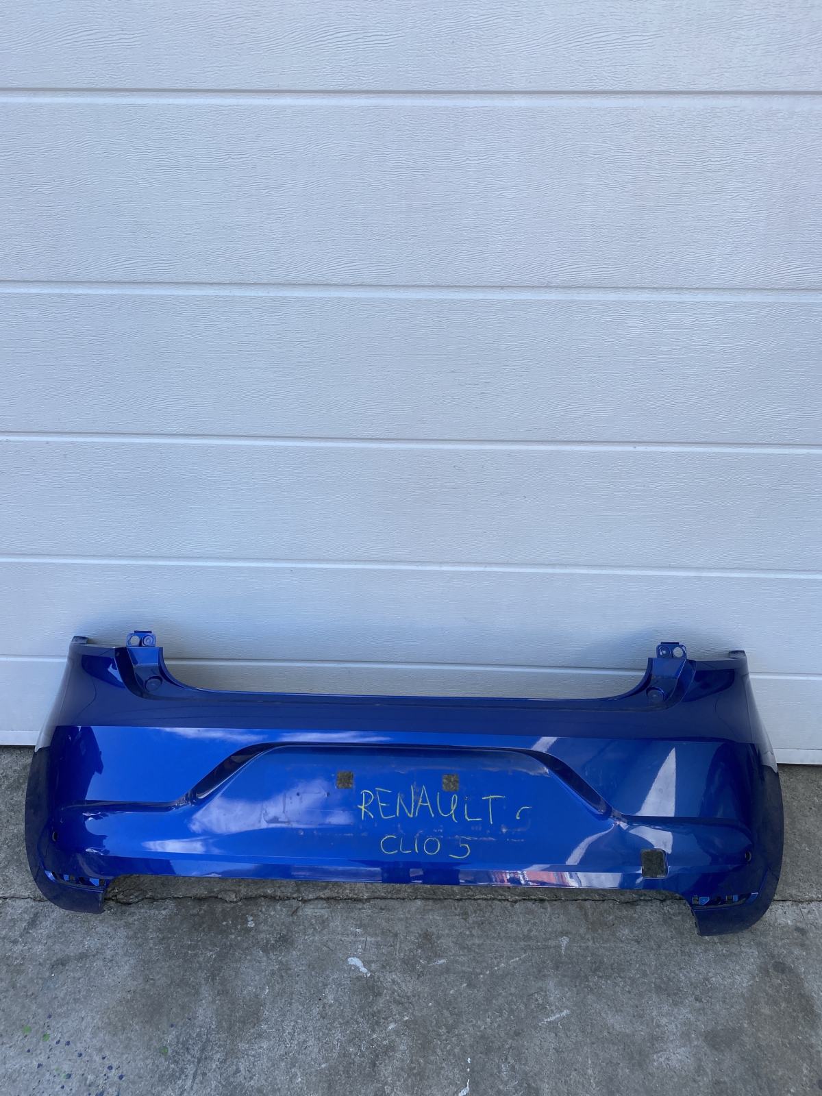 Renault Clio 5 zadnji branik