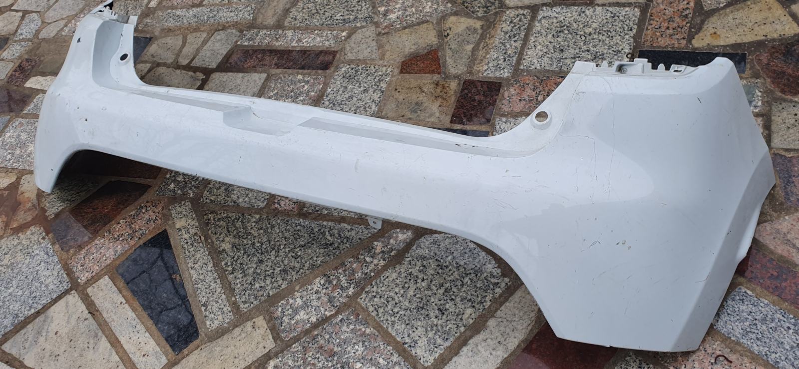 RENAULT CLIO IV CLIO 4 STRAŽNJI BRANIK ZADNJI BRANIK I DIFUZOR