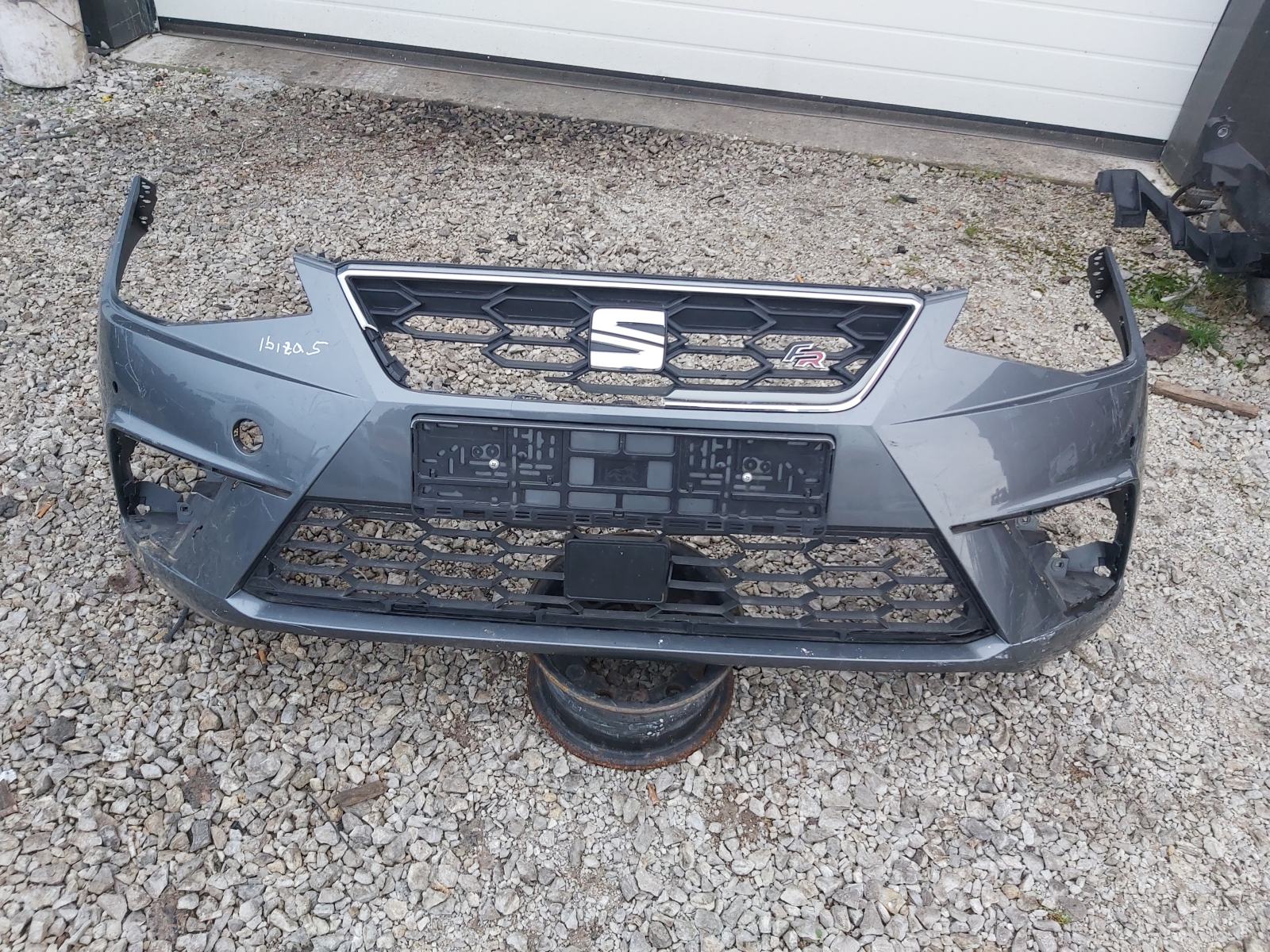 seat ibiza branik ,2017-,6F0 807 221D