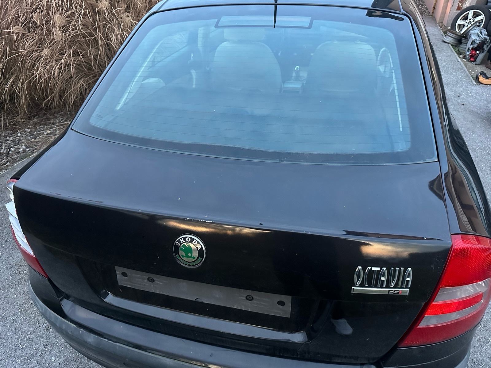 SKODA OCTAVIA 2 GEPEK VRATA