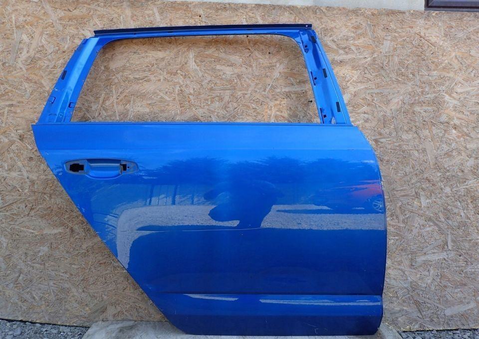 STRAŽNJA DESNA VRATA ŠKODA OCTAVIA 3 III 5E KARAVAN