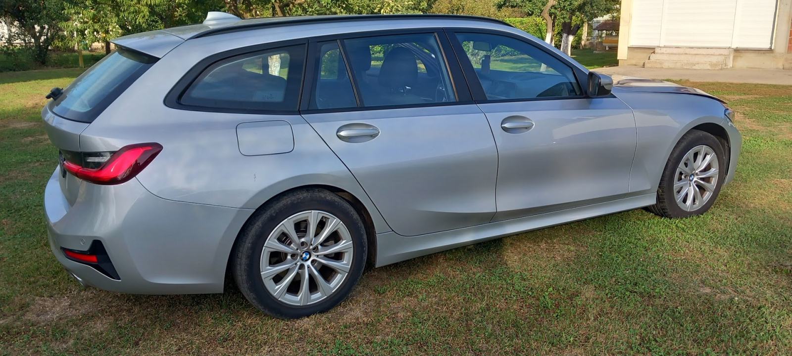 vrata Bmw 320 G21 zadnja desna 2019 - 2023g