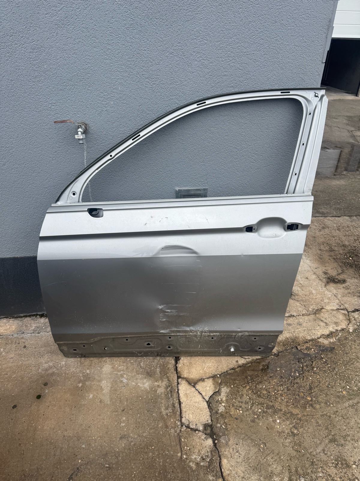 VW Tiguan prednja lijeva vrata 2016-2024.god **ORIGINAL,40€**