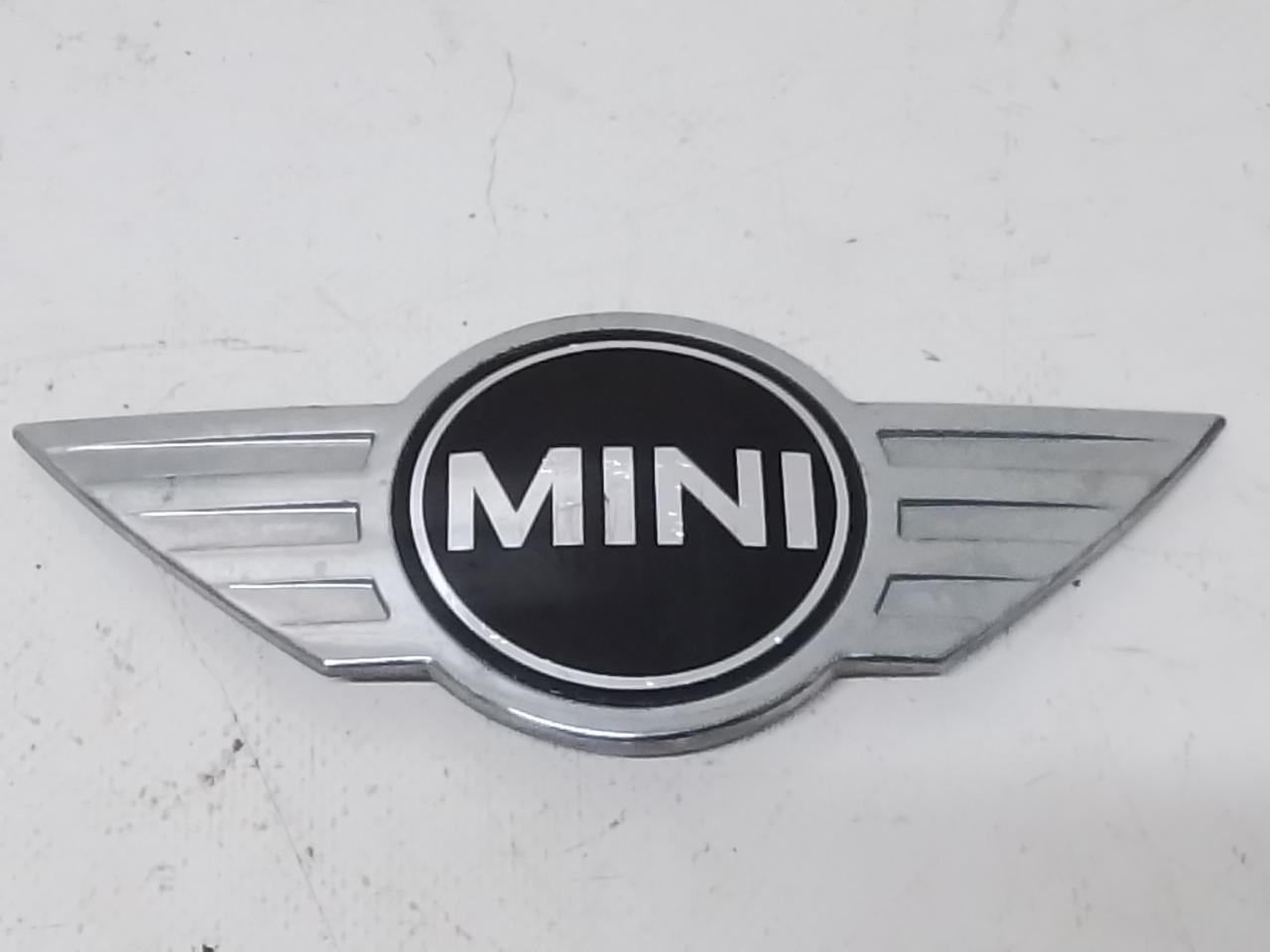 ZNAK 511498117259 MINI MINI CLUBMAN COOPER 2007-