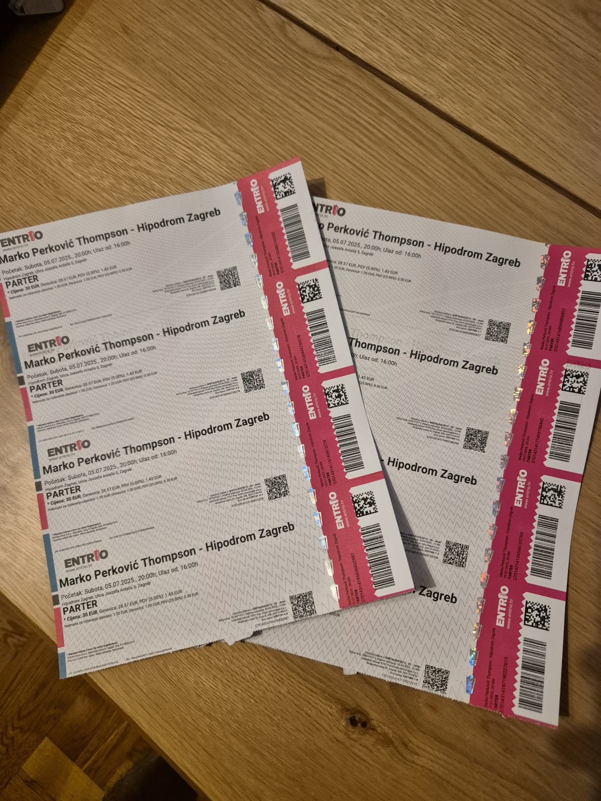 Thompson ulaznice PARTER 8 komada fizičke