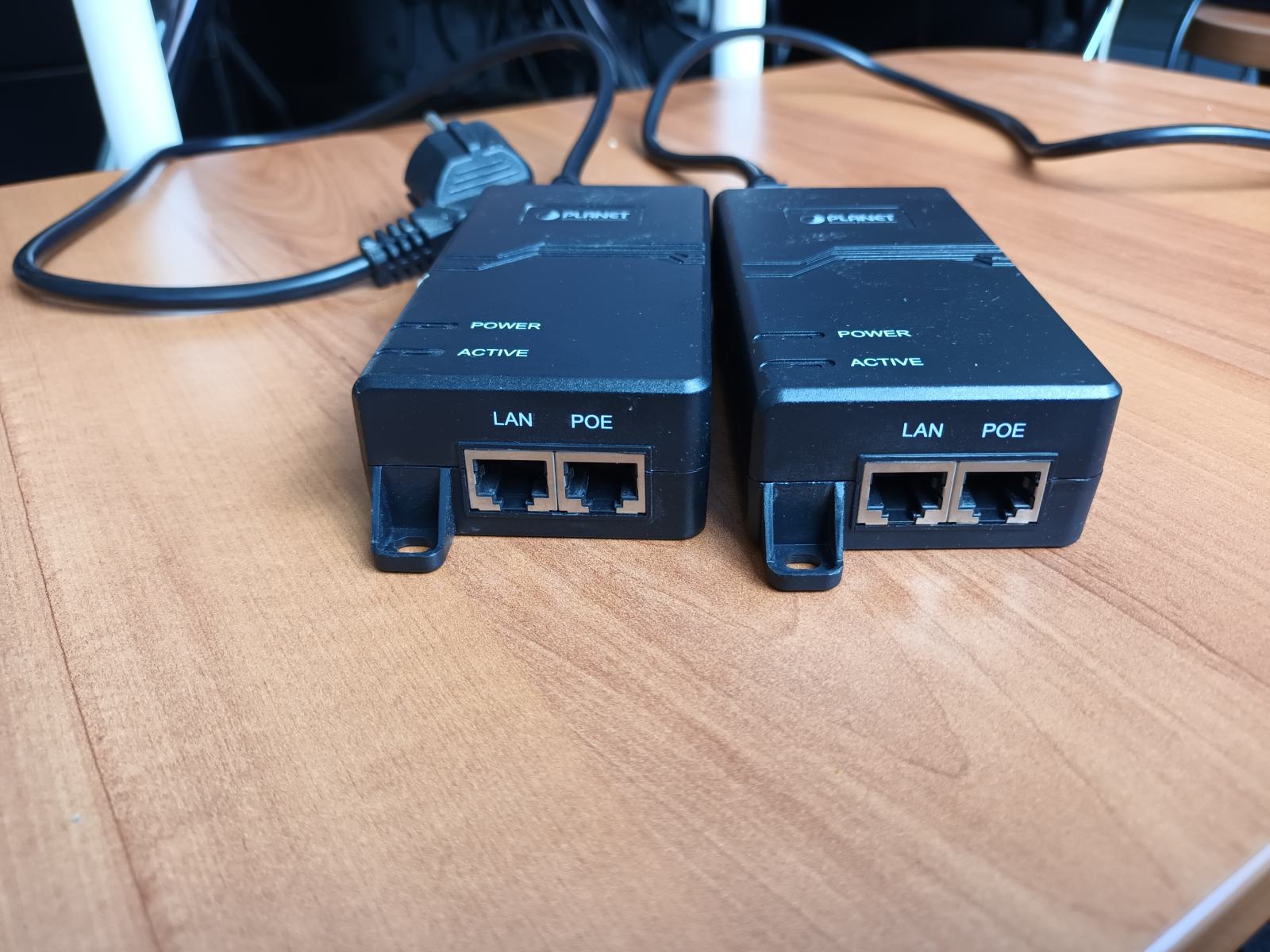 ADAPTER Planet 802.3at High Power PoE + Ethernet Injector - 30 W