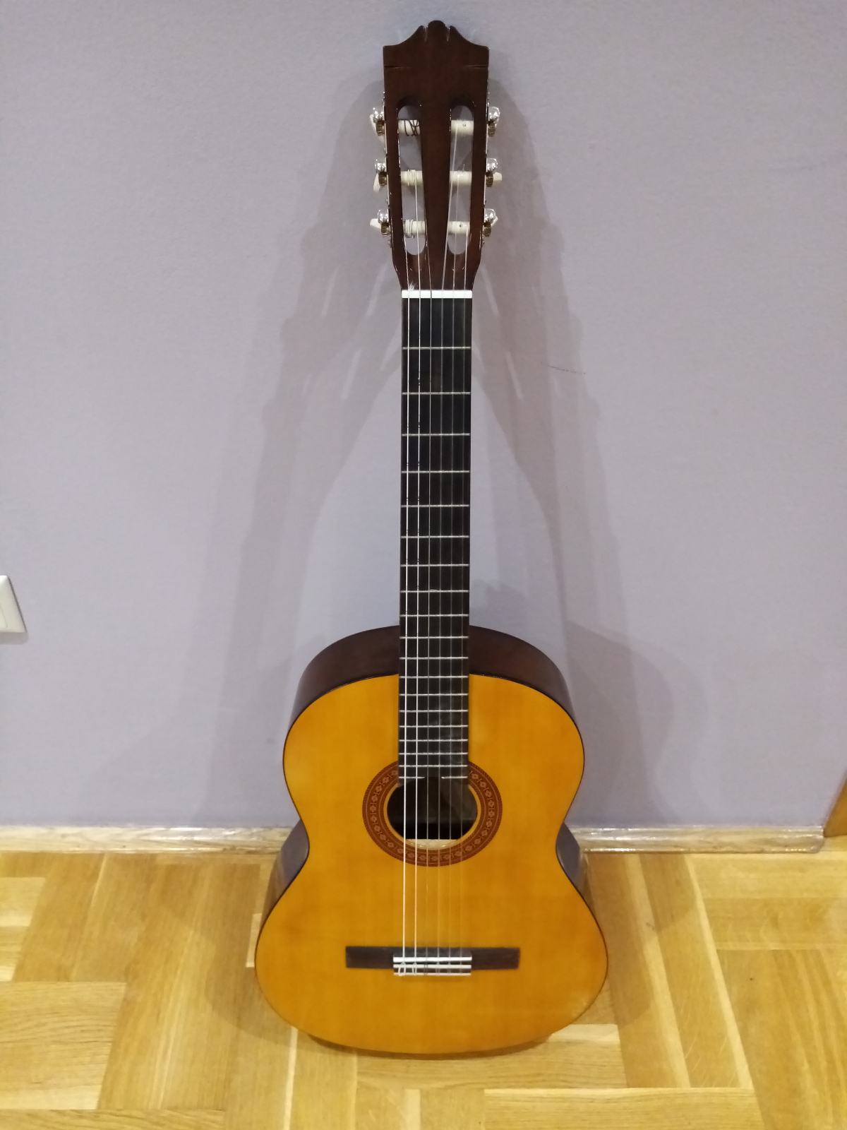 Gitara Yamaha C40