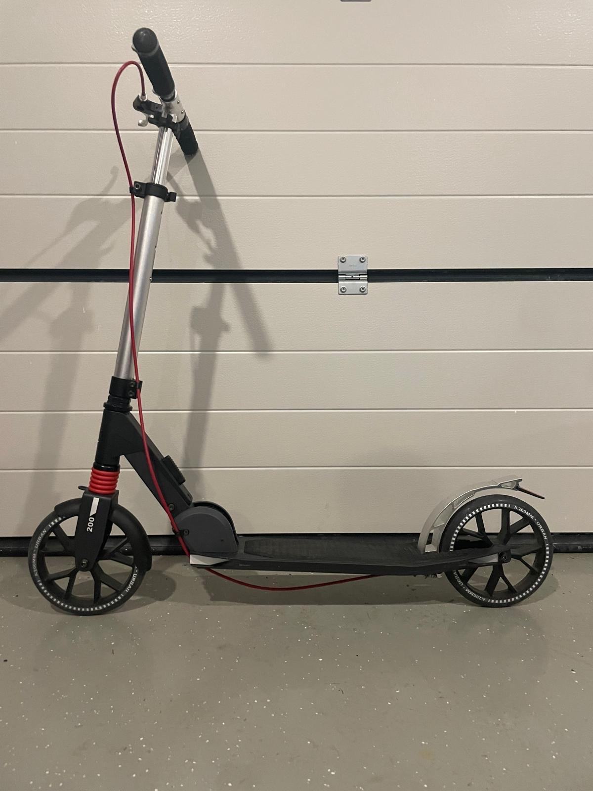 Romobil Firefly 200