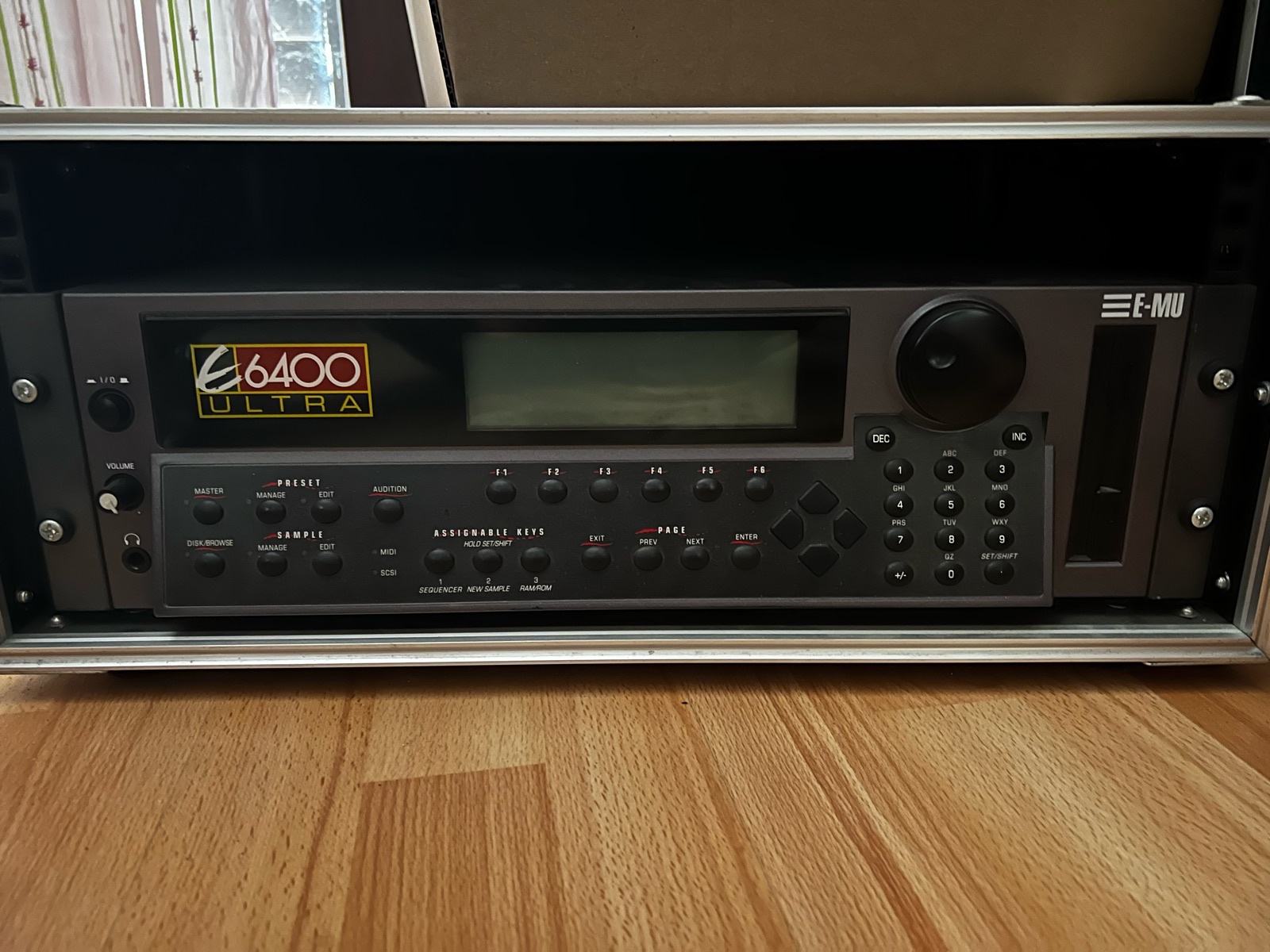 Emulator E6400 Ultra