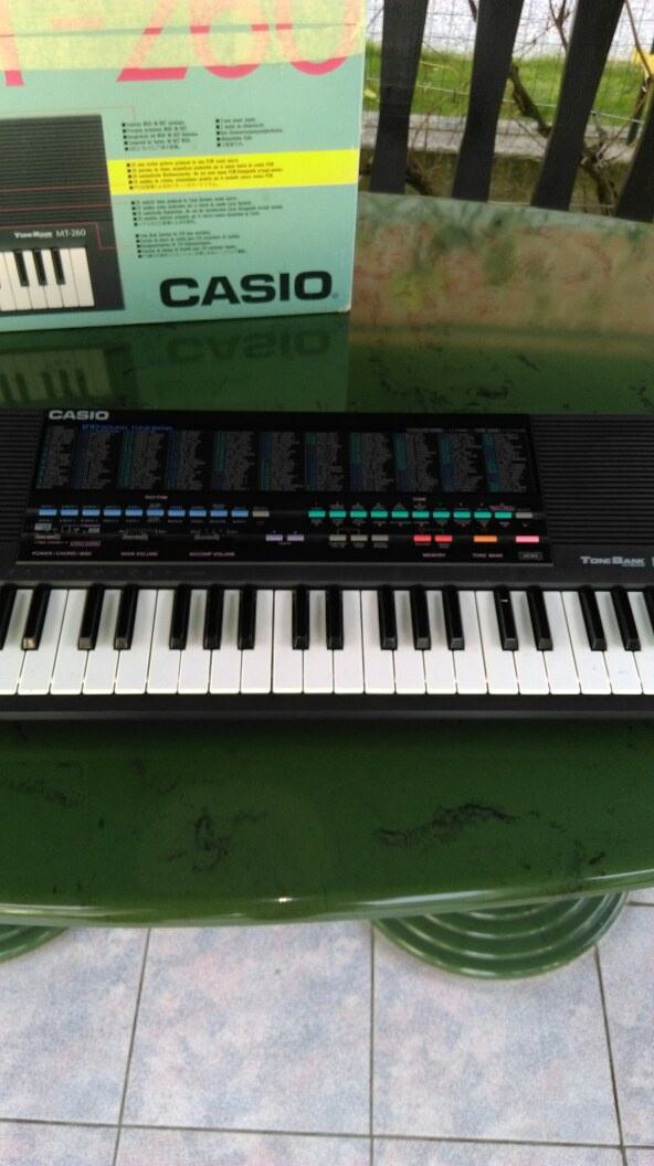 Casio sintisajzer MT-260