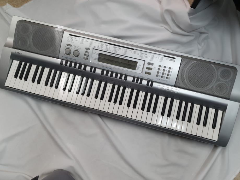 Casio WK-210 synthesizer 76 tipki