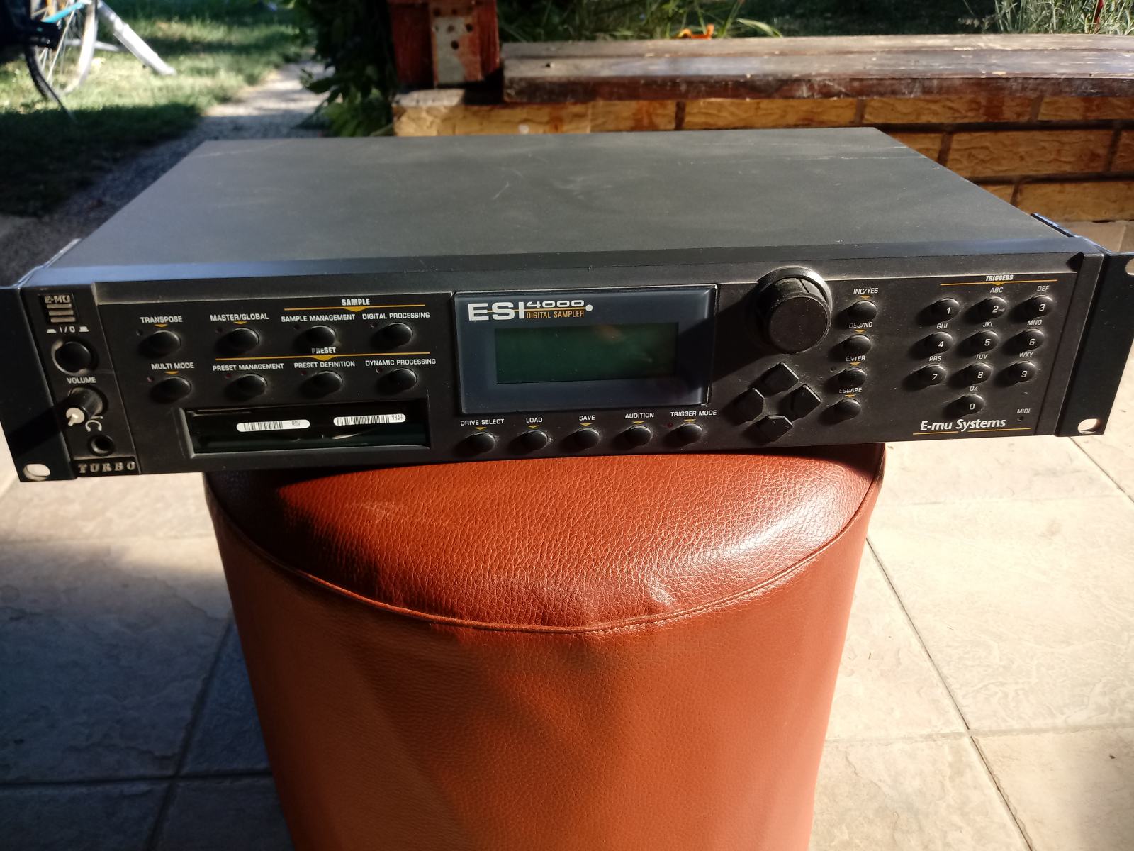 EMU ESI 4000 TURBO -digital sampler