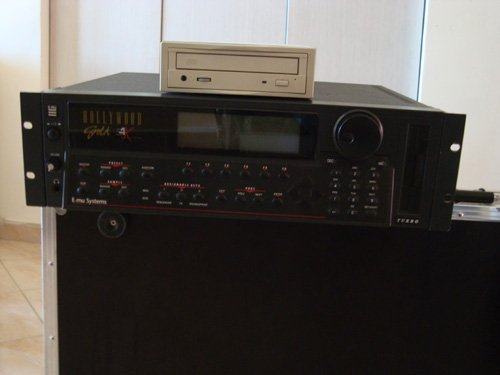 Emulator E4X Holywood gold - SNIŽENO!!