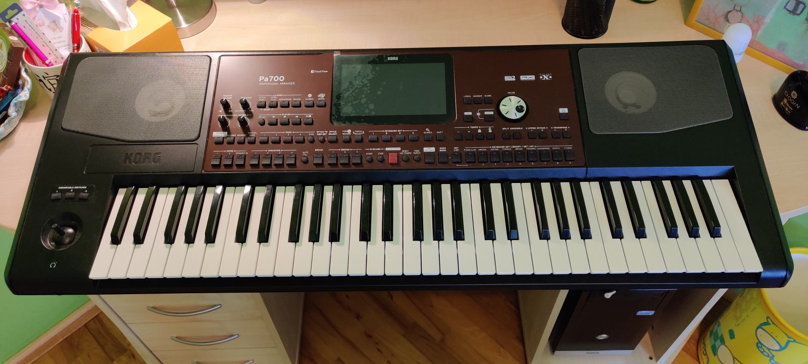 KORG PA 700 PROFESSIONAL ARRANGER