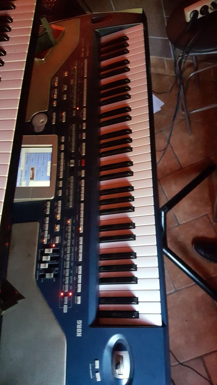 Korg pa 800