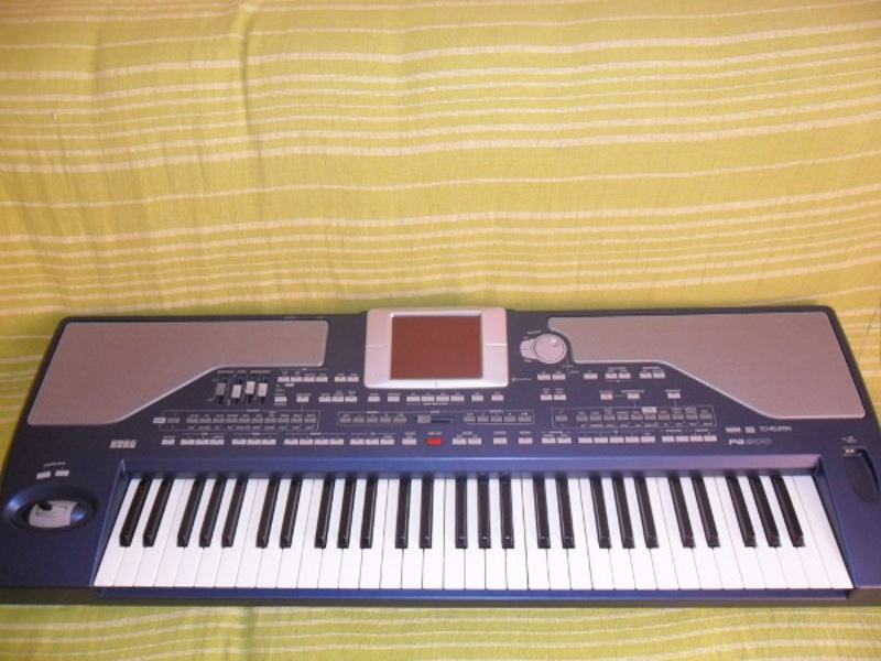 KORG PA800