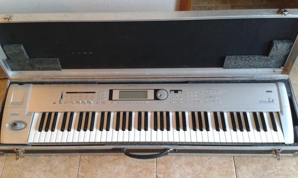 KORG TRITON LE