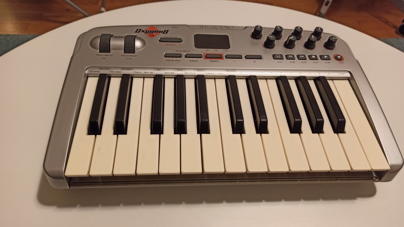 M-Audio Oxygen 8 V2 Controller Keyboard
