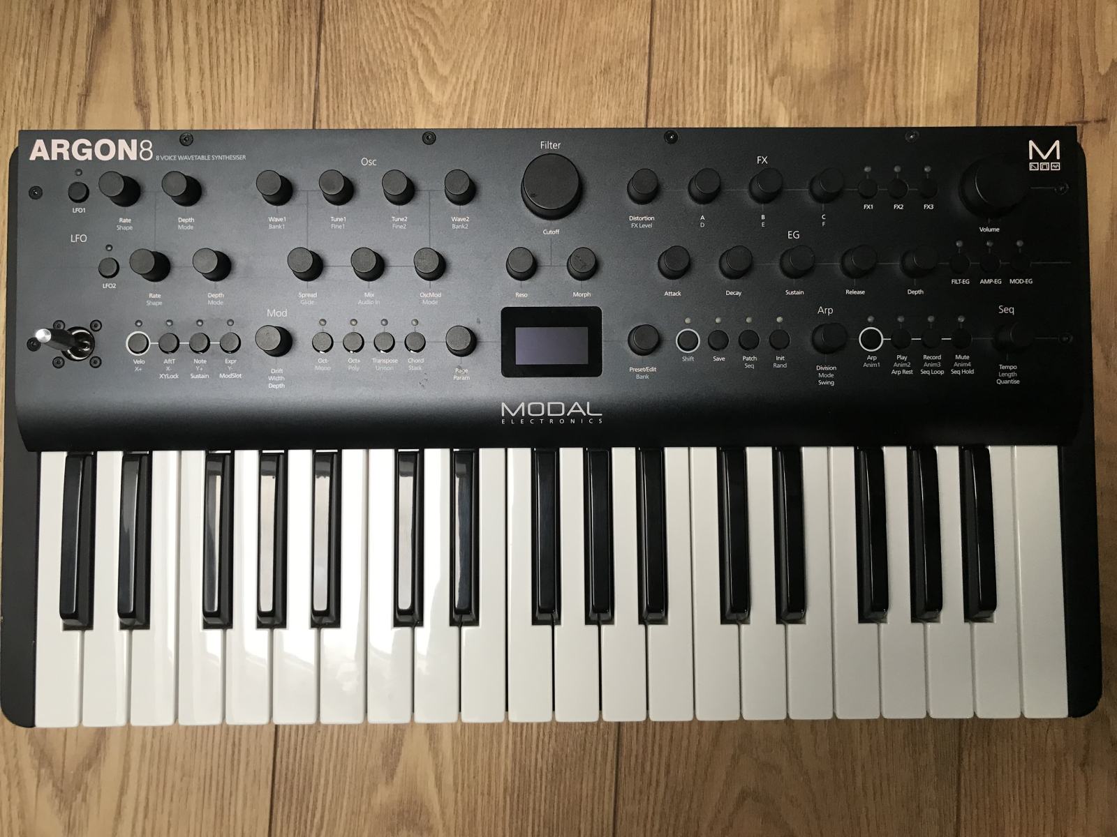 Modal Argon 8
