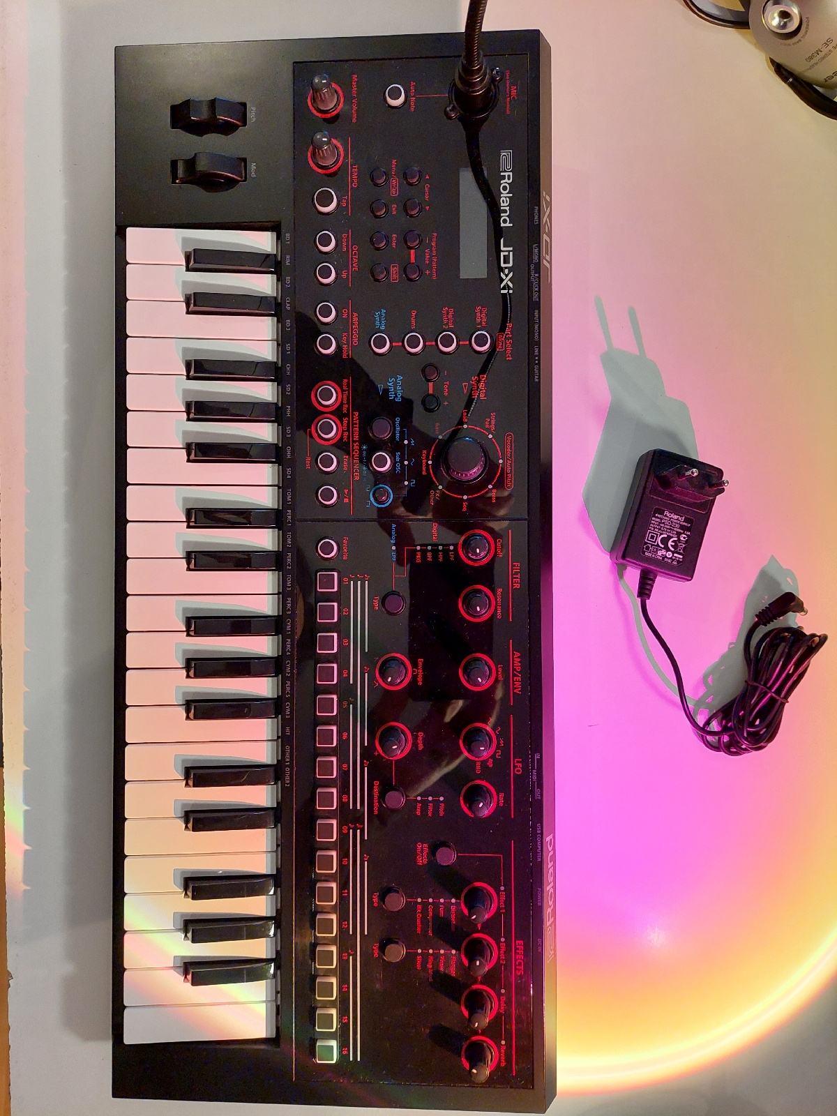 Prodajem Roland JdXi