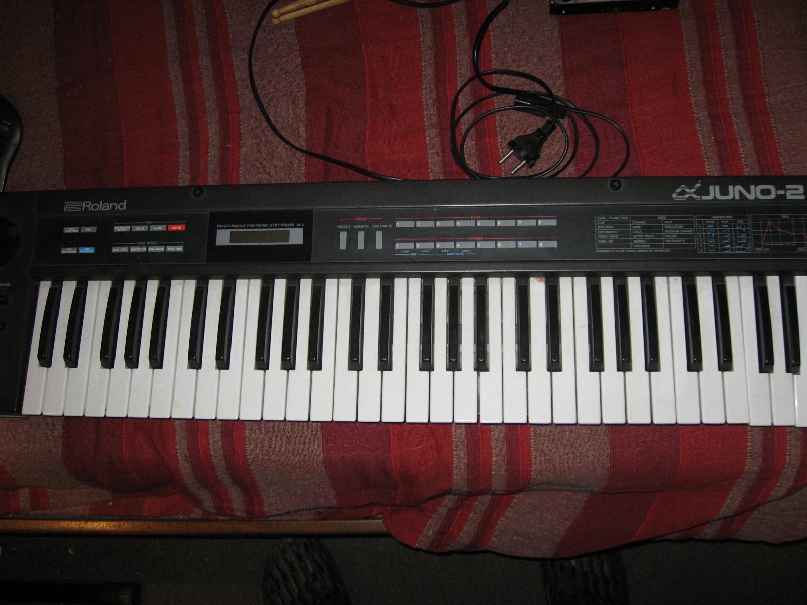 Roland Alpha Juno 2
