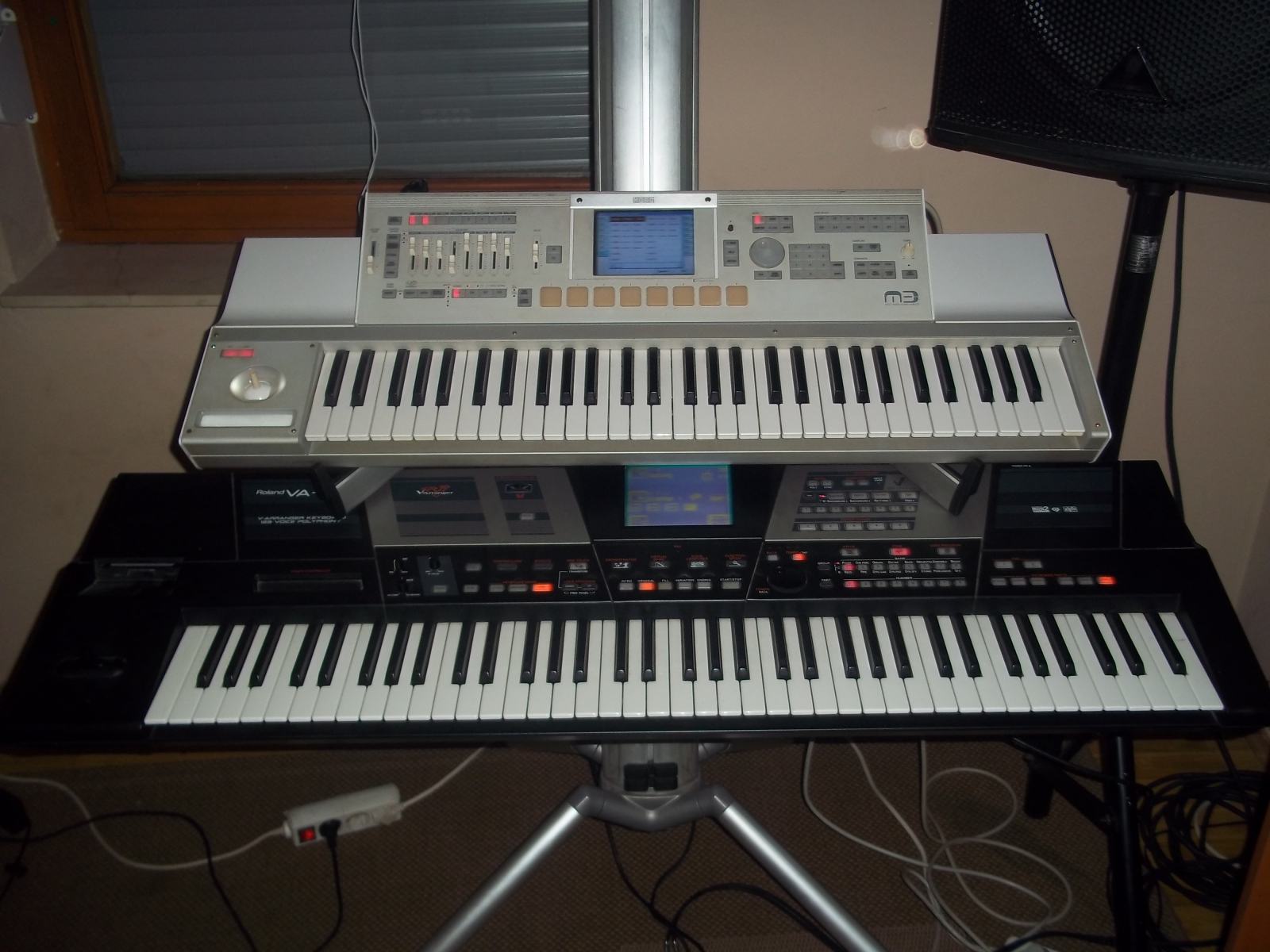 Roland Va-76