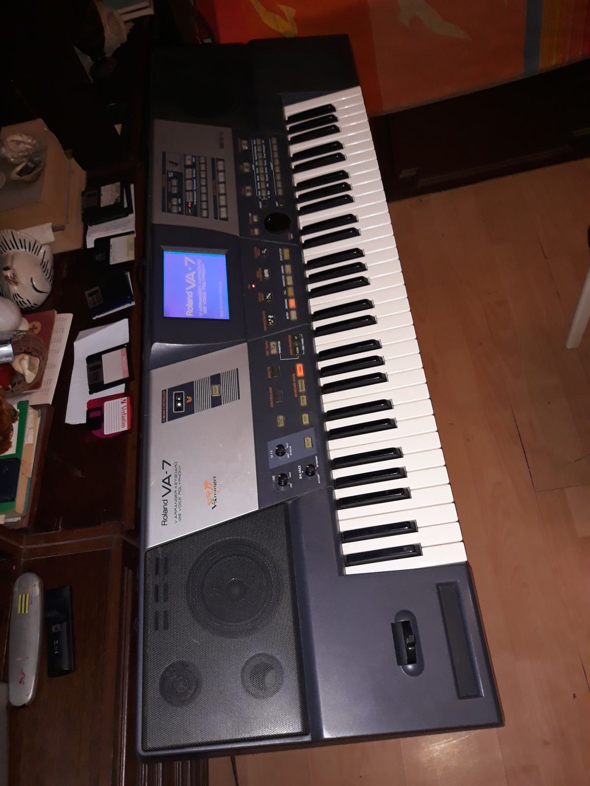 Roland va7