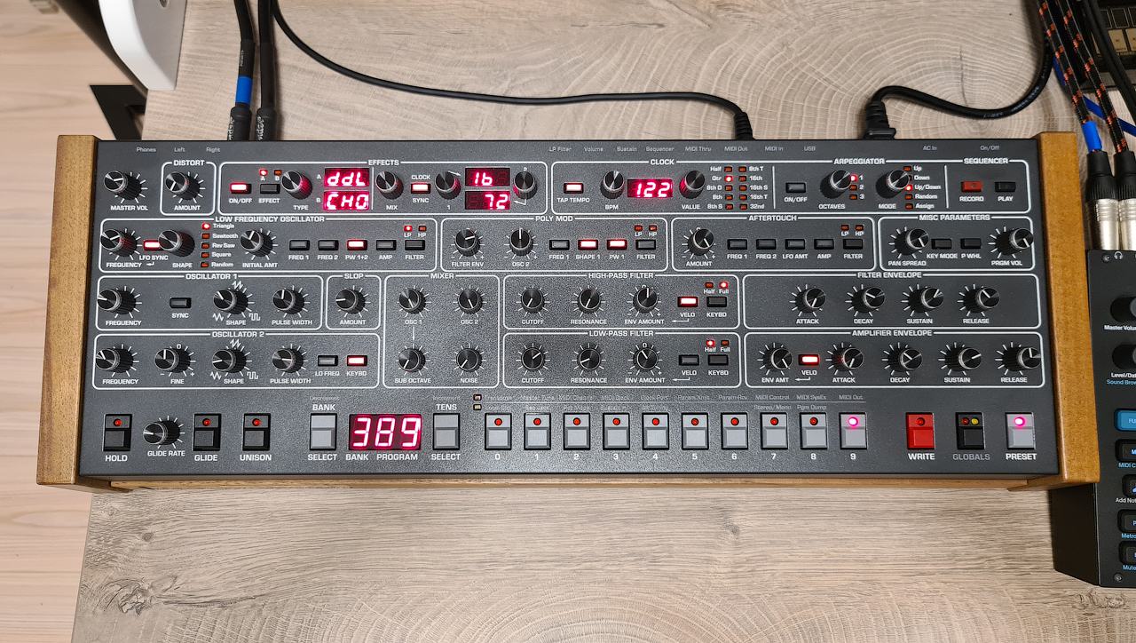 Sequential Prophet 6 Desktop kao nov