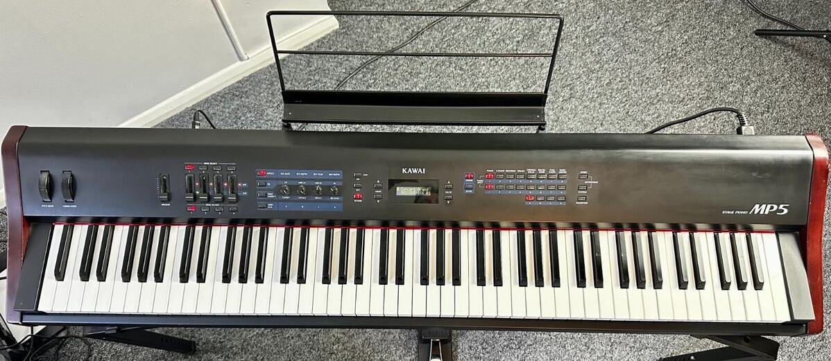 Stage piano Kawai MP5