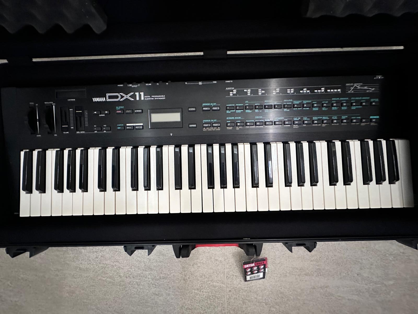 Yamaha DX 11 Nova