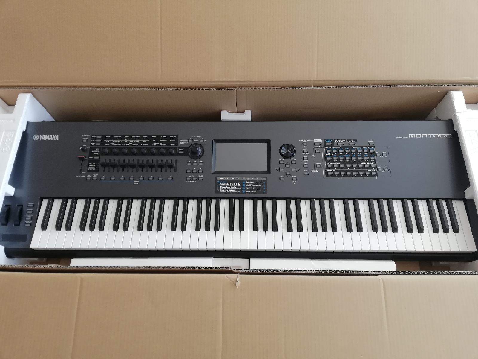 Yamaha montage 8