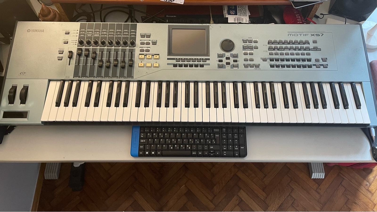 Yamaha Motif XS7 + Flight Case 2GB Ram