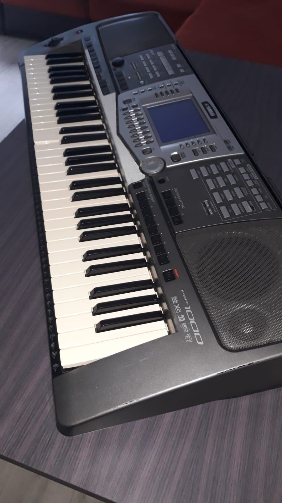 Yamaha PSR 1000