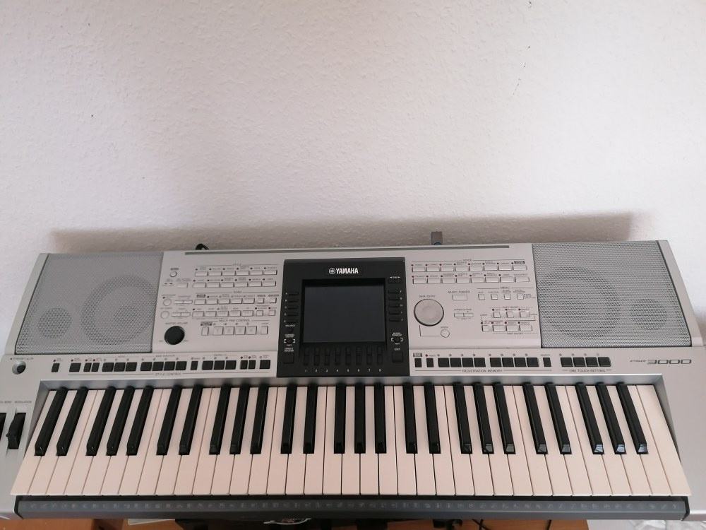 Yamaha psr 3000