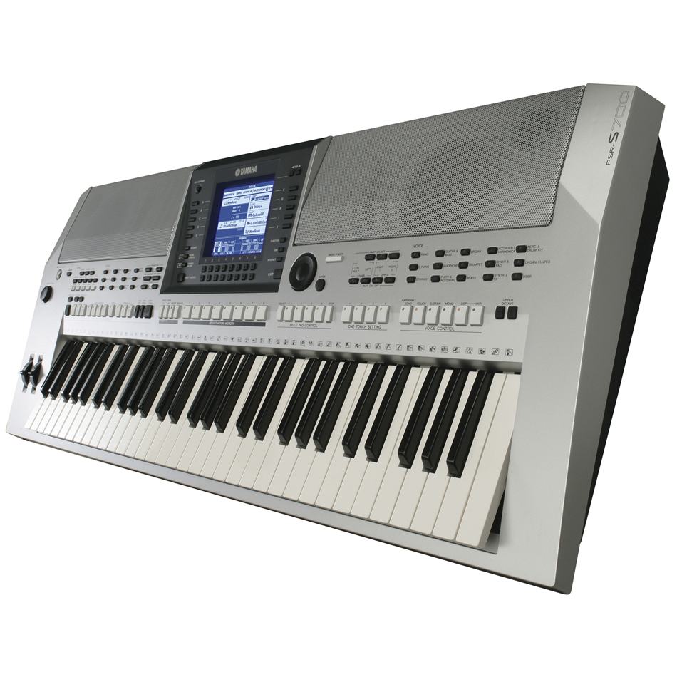 YAMAHA PSR S700