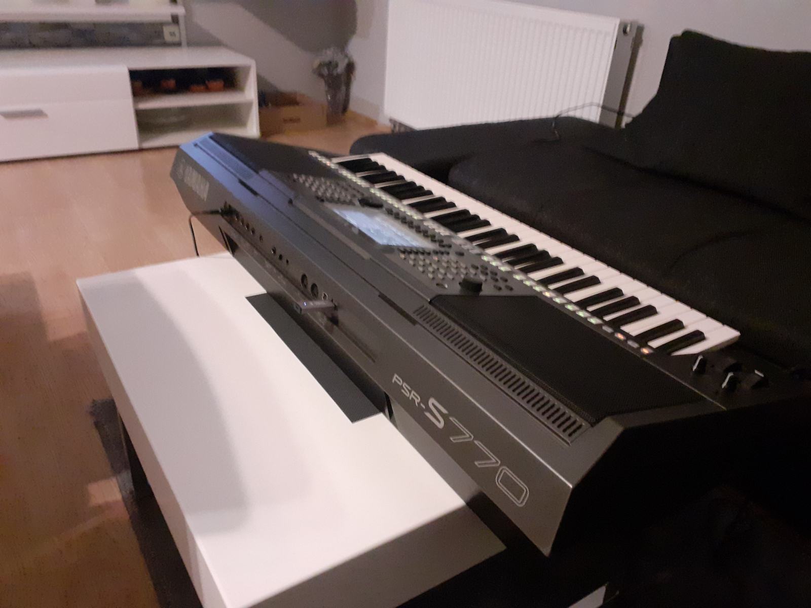 Yamaha psr S770