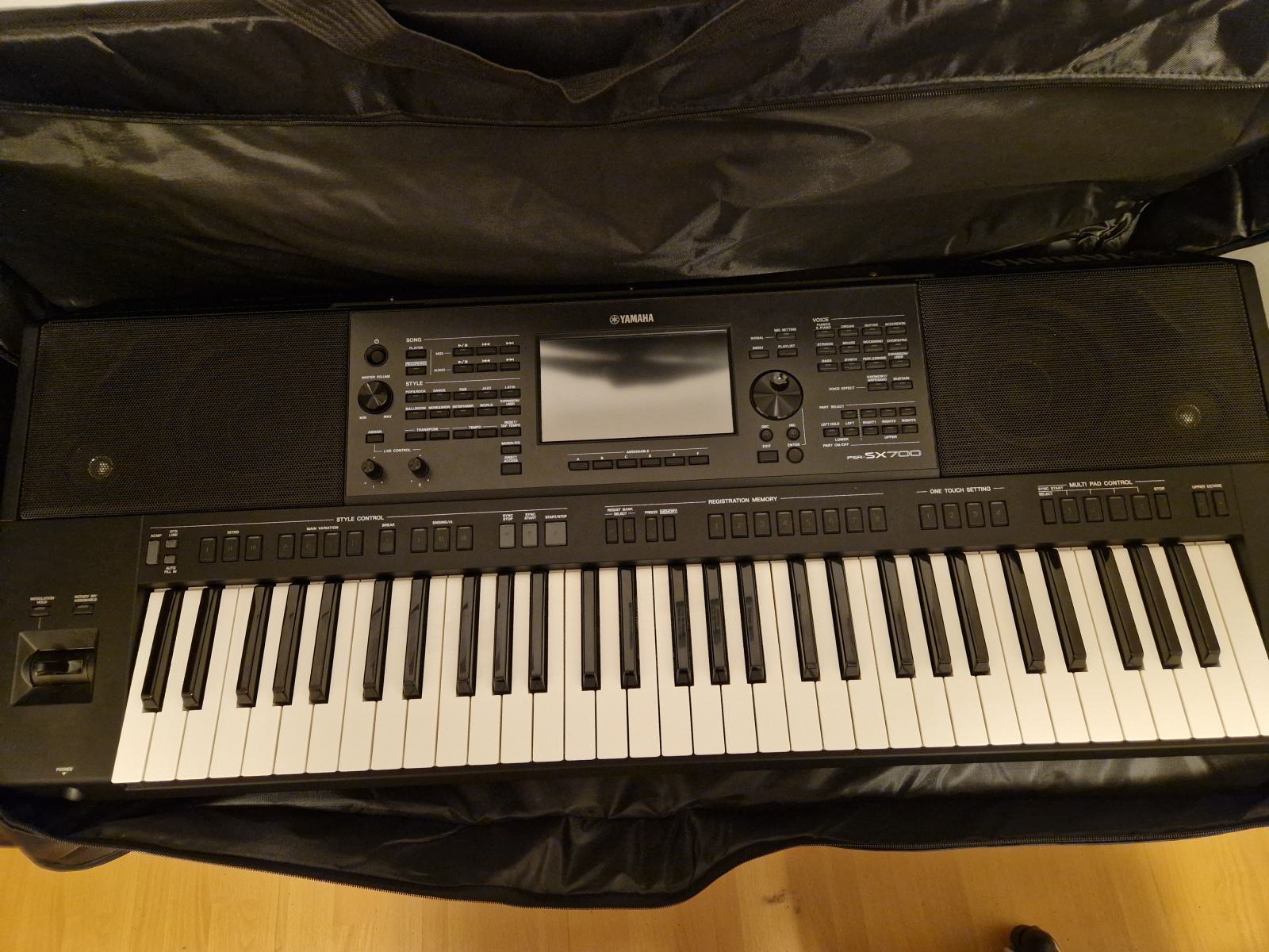 Yamaha psr sx700